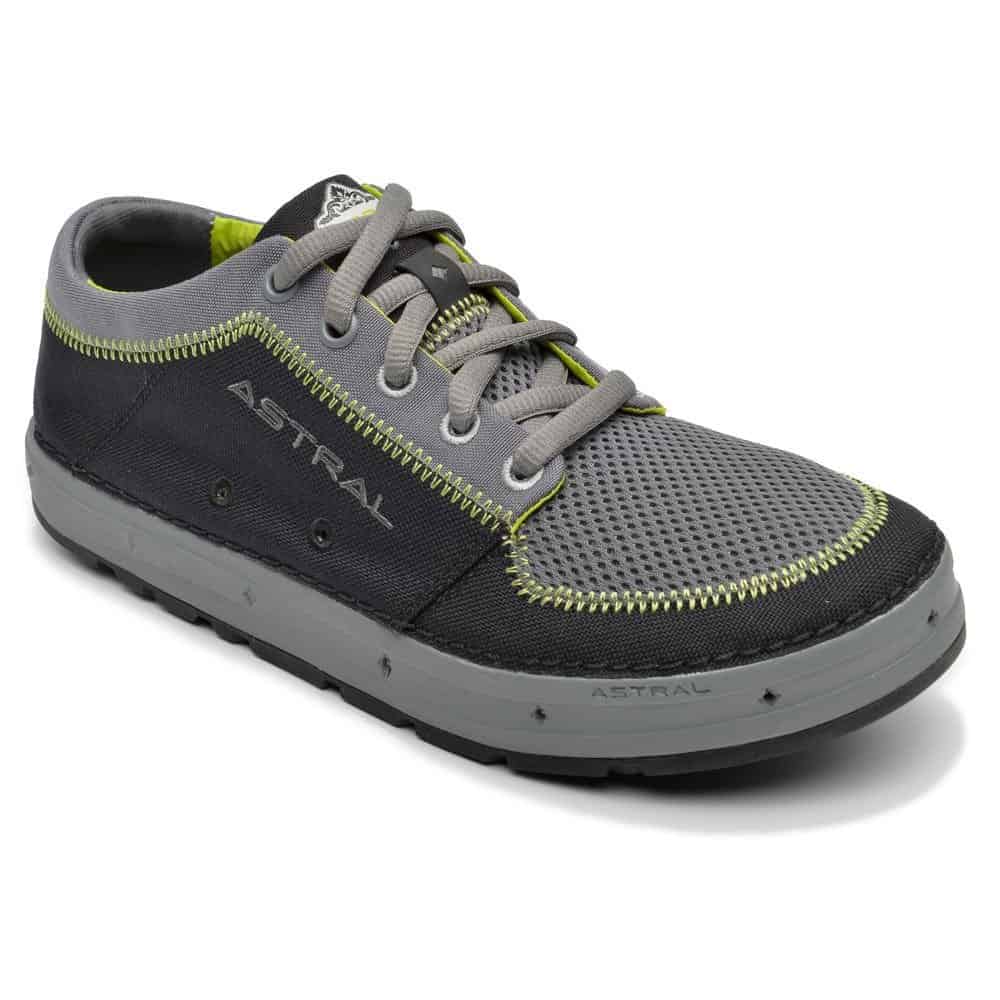 Men's Boat Shoes Review for 2021 | Pontoon Authority